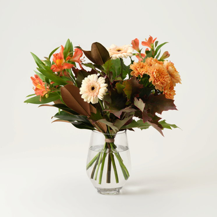 Beställ blommor från Interflora Märsta Blomsterhandel